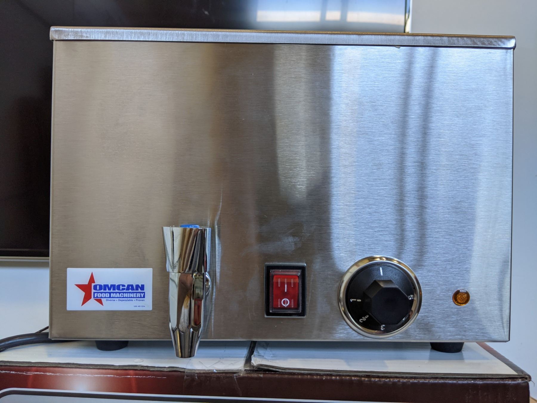 NEW Omcan Food Machinery Food Warmer Model SB9000 - 15.25" x 25" x 14 ...