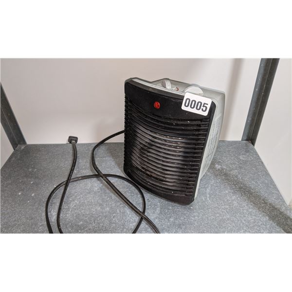 RONA room heater - HPB15 (tested good working order)