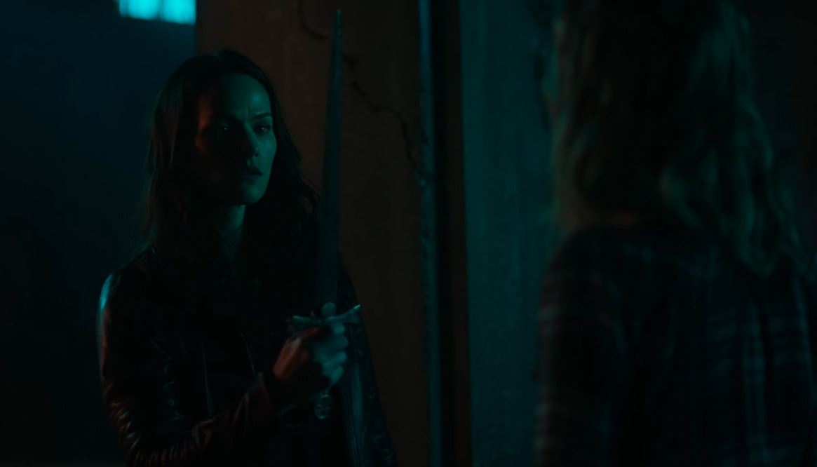 Van Helsing (SyFy, 2016-2021) - Vanessa's Belt and Family Sword Sheath ...