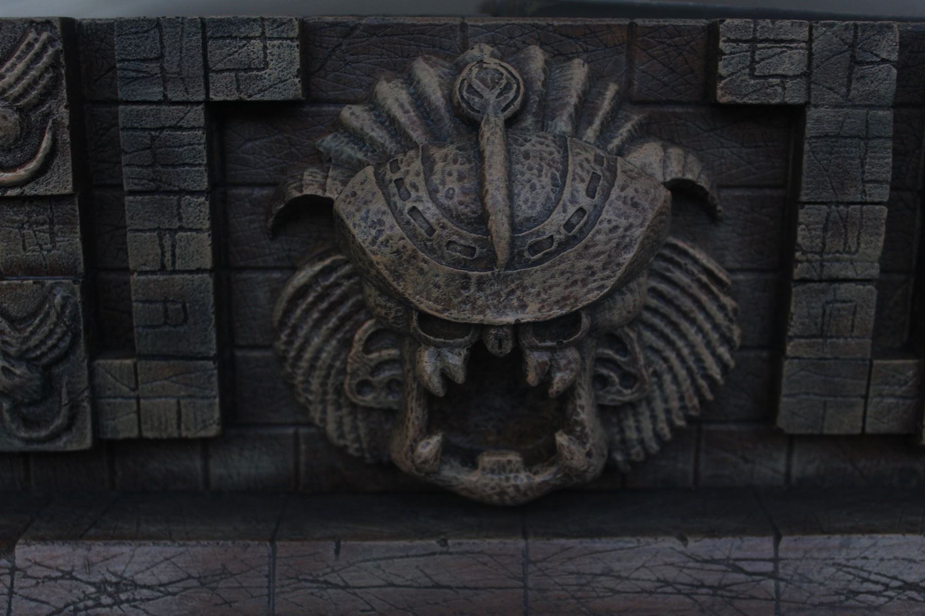 Large Predator Collectible Chess Set