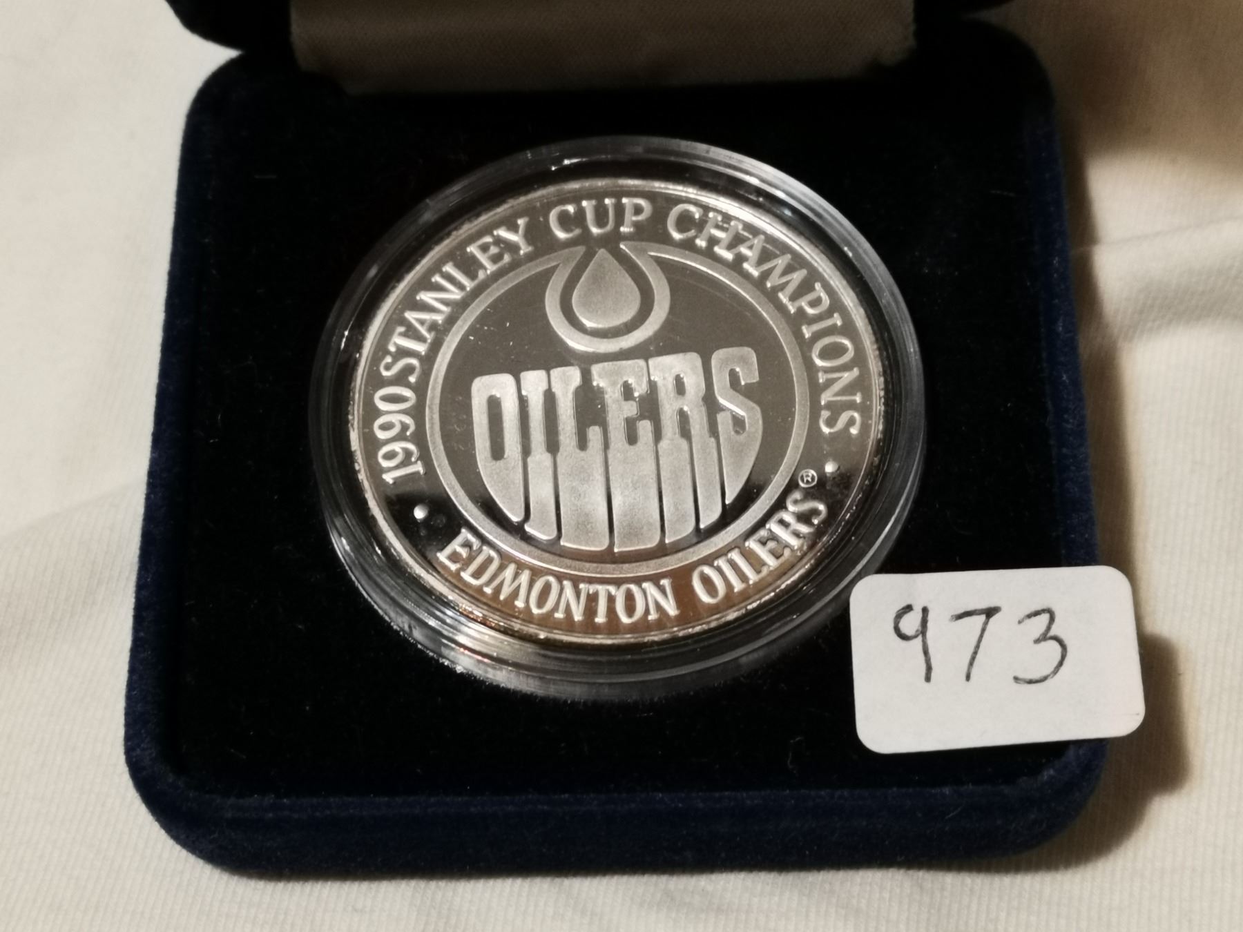 Rare 1 oz 1990 Oilers Pure Silver .999 - Schmalz Auctions