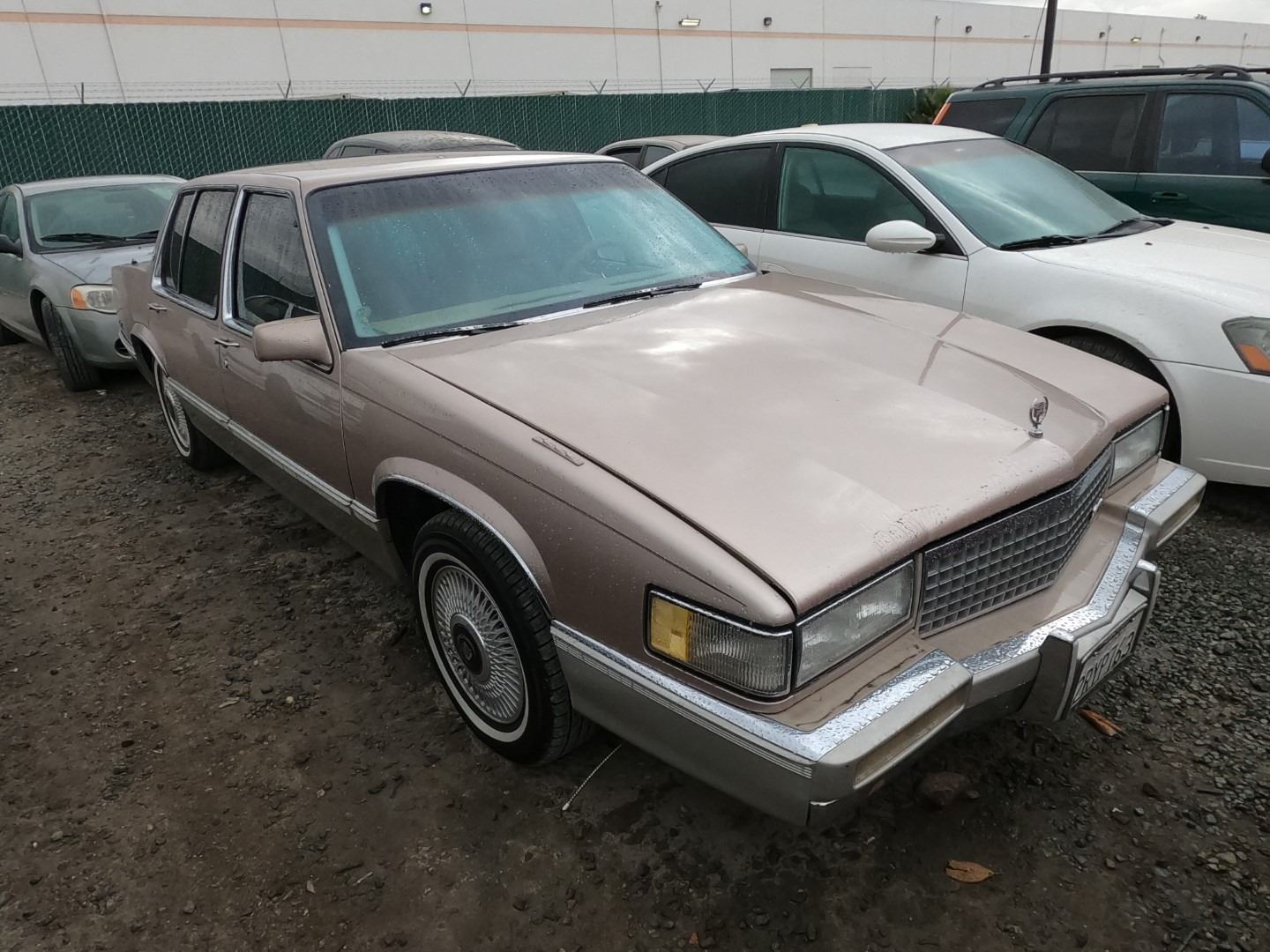 CADILLAC DEVILLE 1990 T