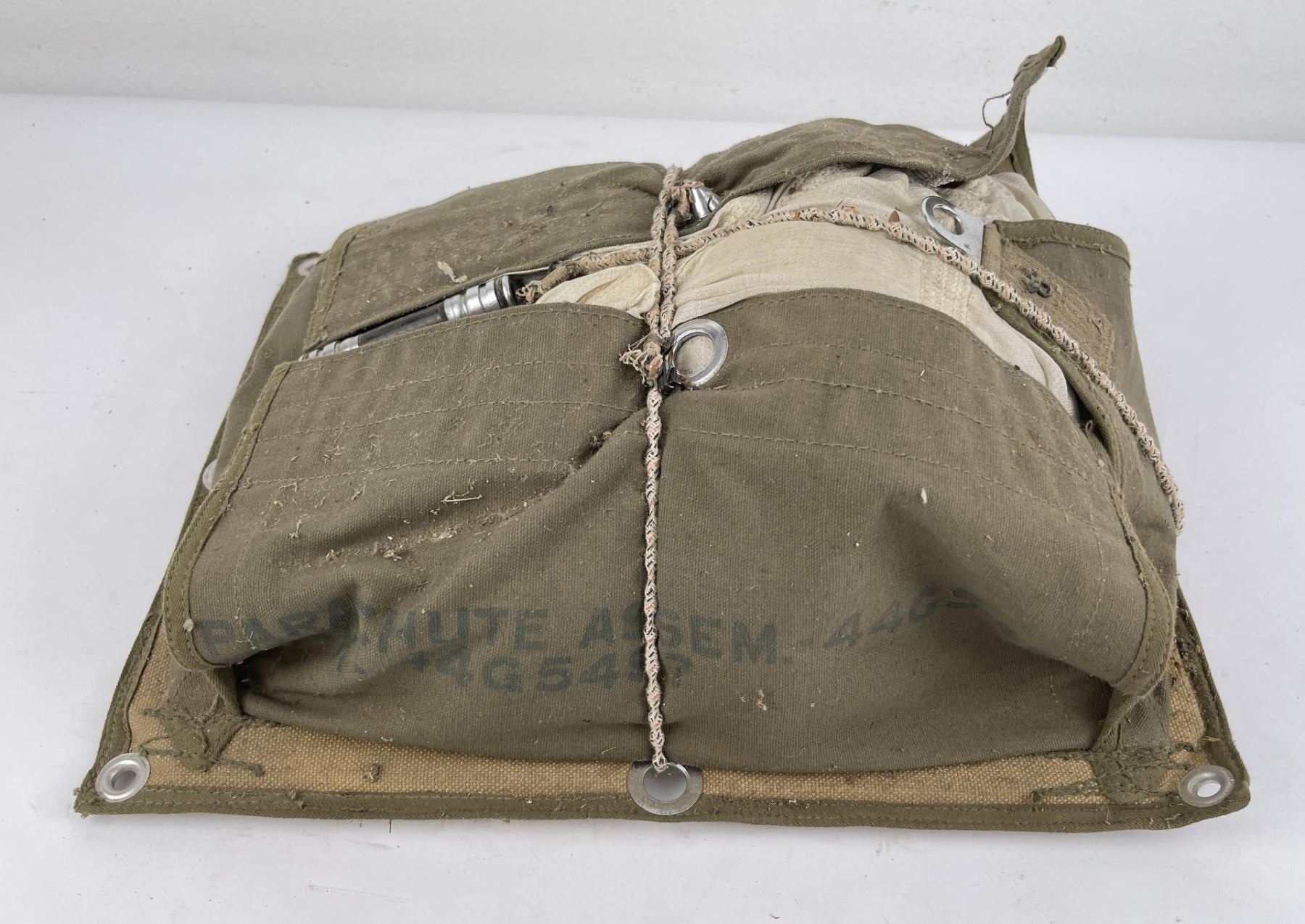 WW2 Equipment Drop Cargo Parachute Pack