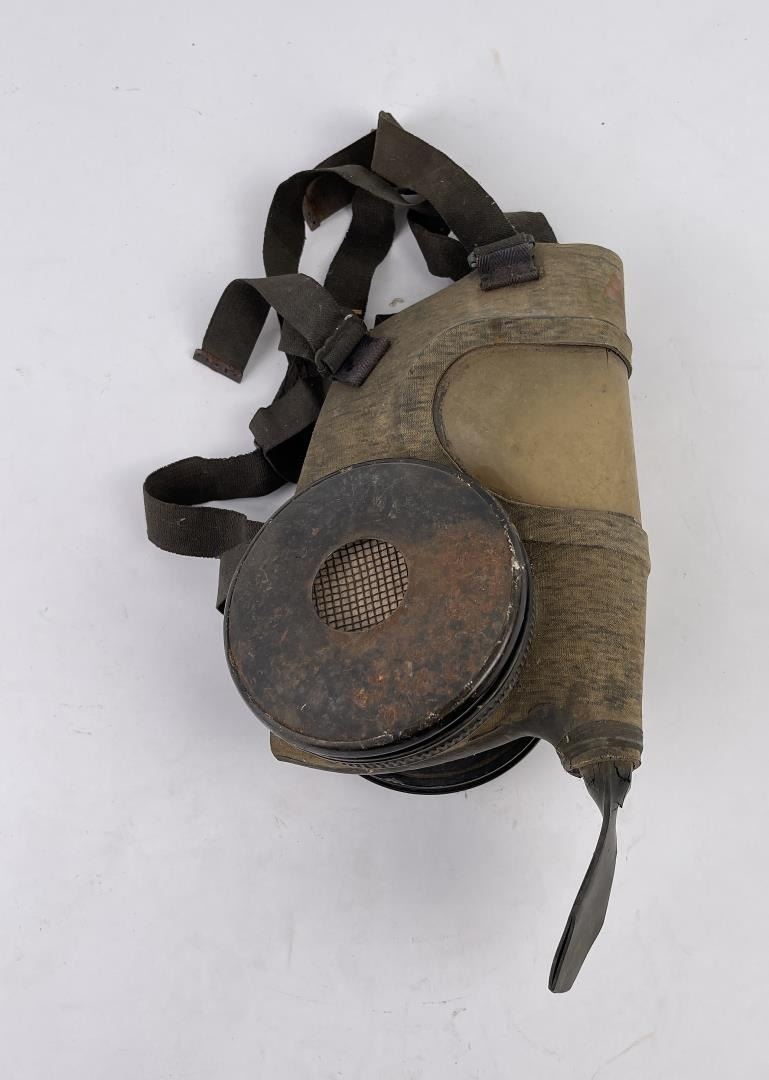 Rare WW2 M1938 Tanker's Gas Mask