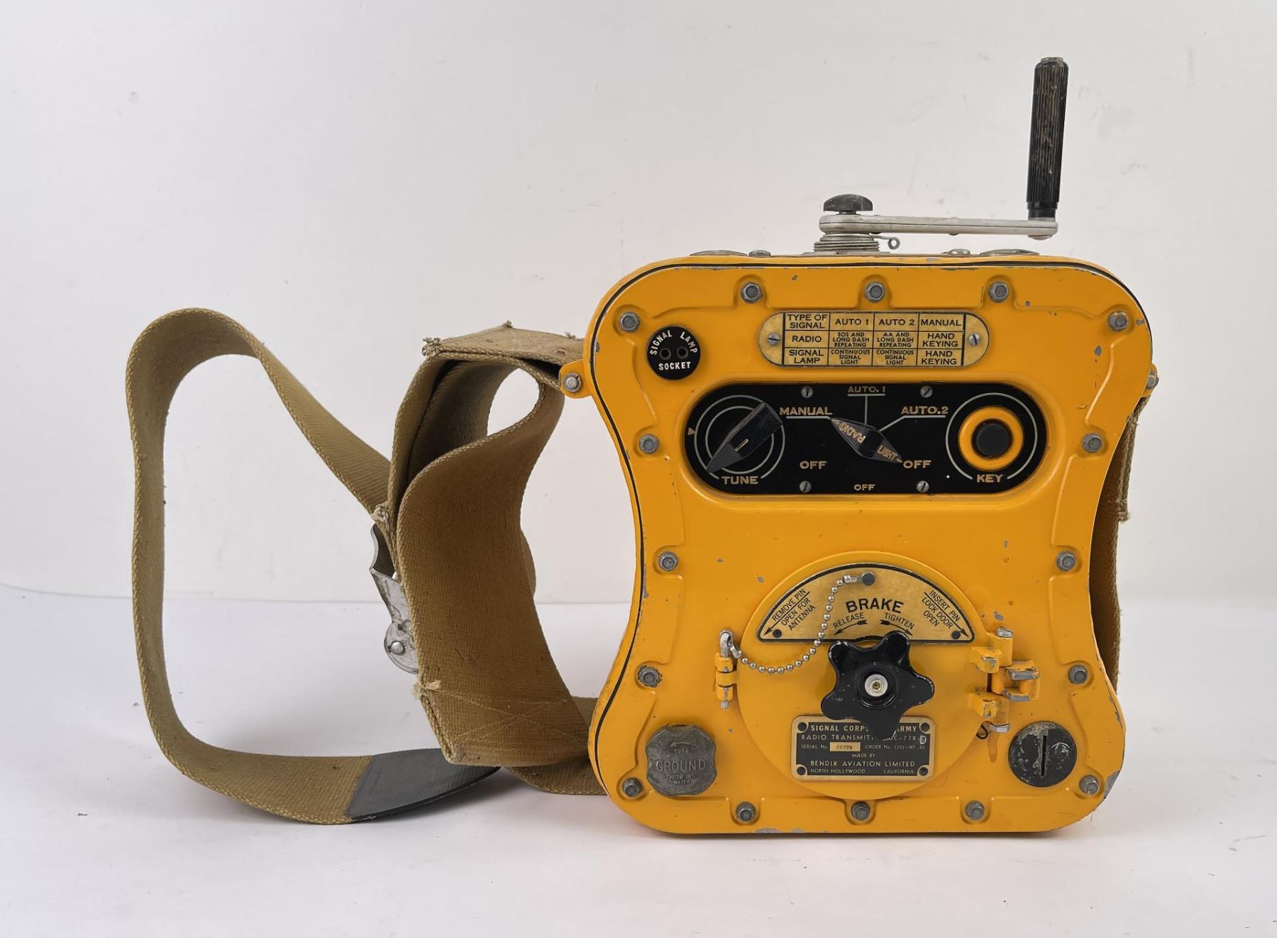 Transmitter SCR-578 Gibson Girl Survival Radio