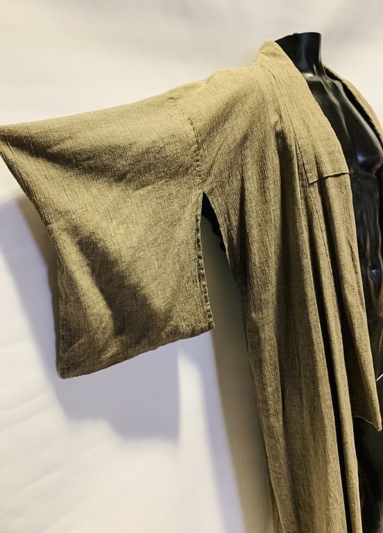 47 Ronin (2013) - Keanu Reeves (Kai) Worn Green Robe