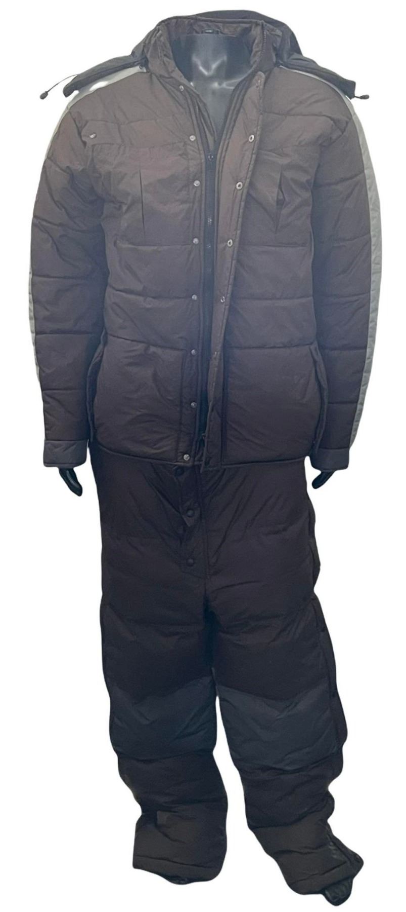 Everest (2015) - Beck Weathers (Josh Brolin) Down Climbing Suit