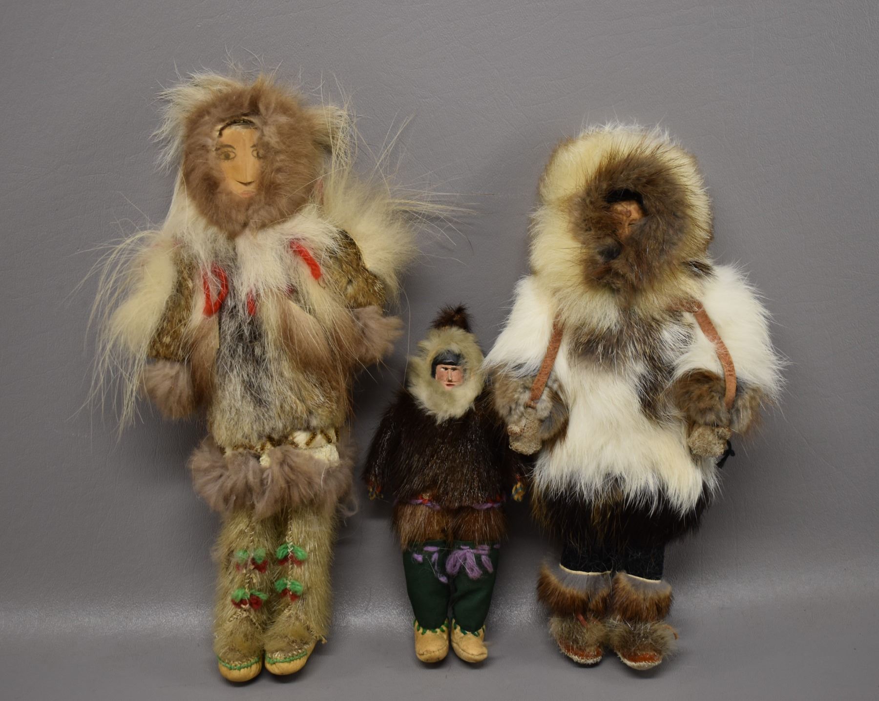 NATIVE AMERICAN ESKIMO DOLLS