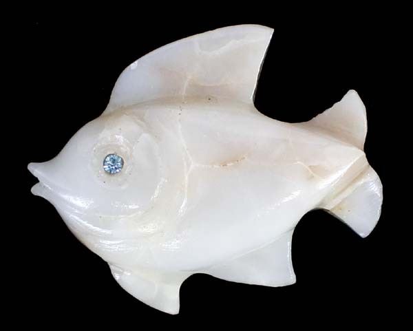 Mexican White Marble Fish w/ Blue Rhinestone Eye