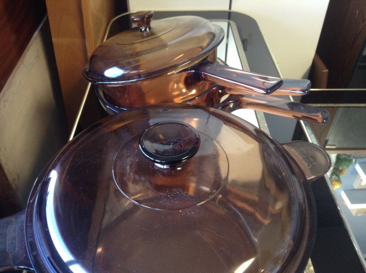 Vision Ware - Corning Ware - Amber Glass FIVE Pots and ONE Pan