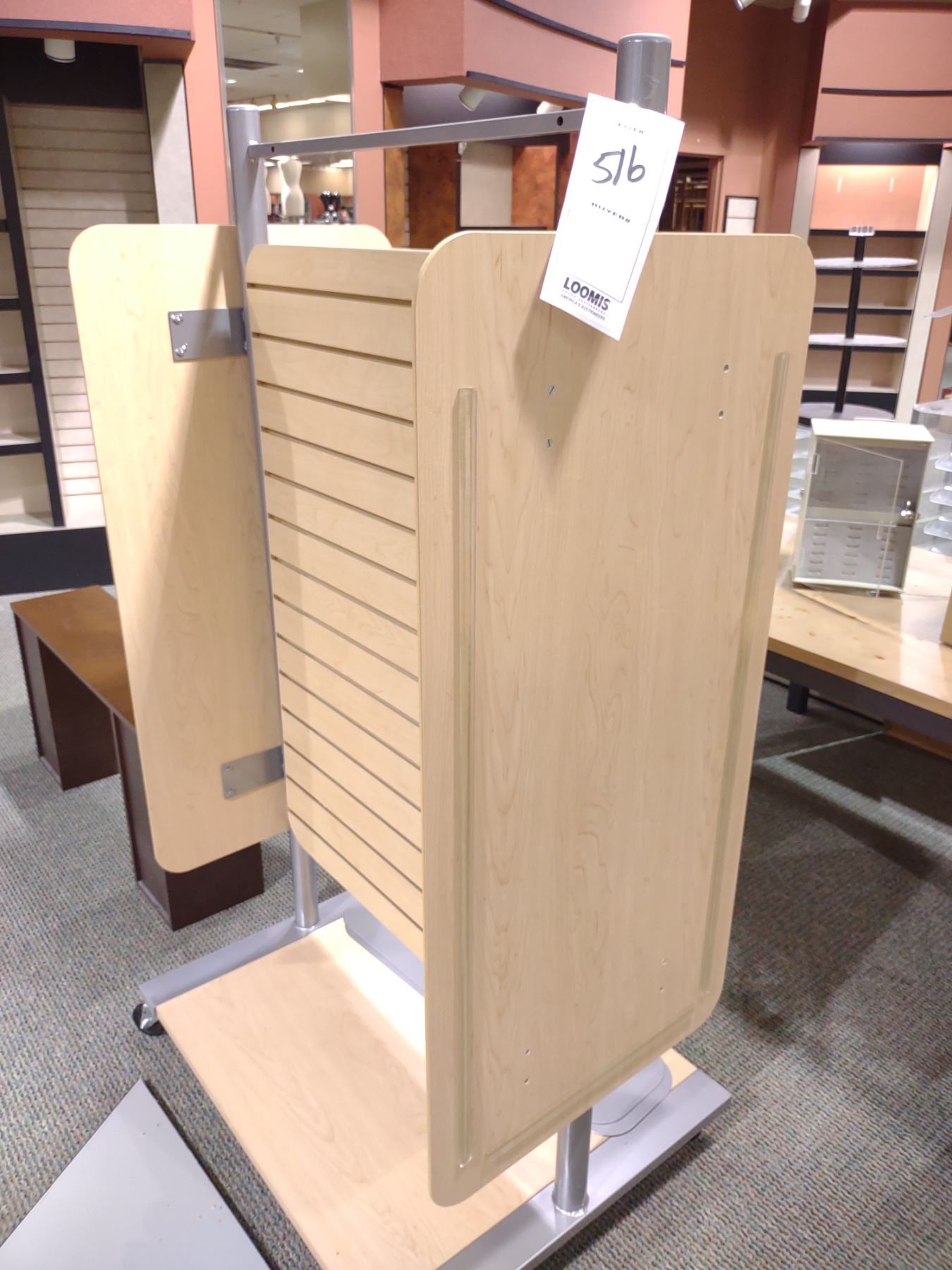 ROLLING SLAT WALL DISPLAY RACK