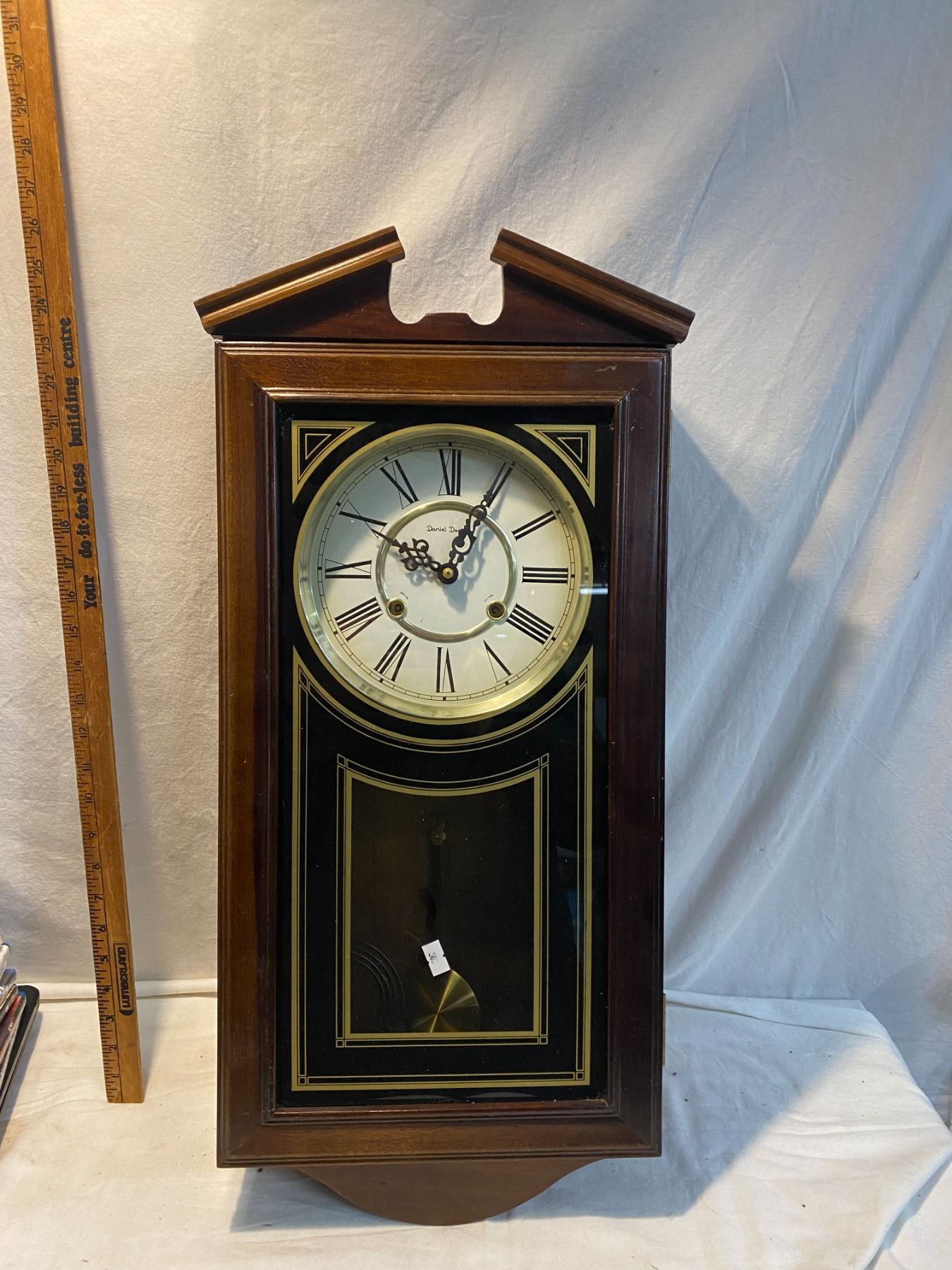 Daniel Dakota clock with key