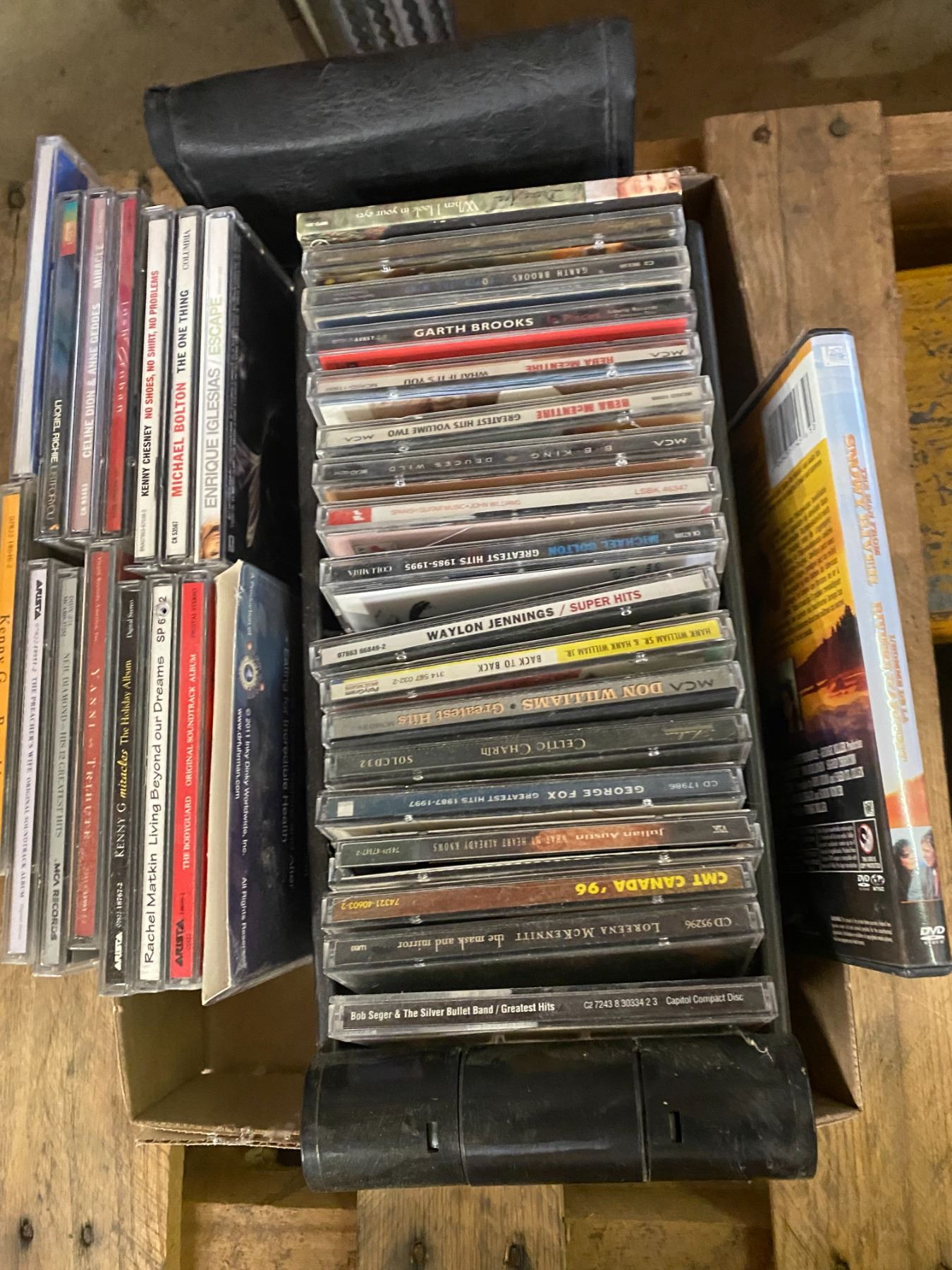 CD lot