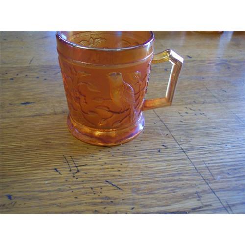 Carnival Glass Cup-ROBIN #2204897