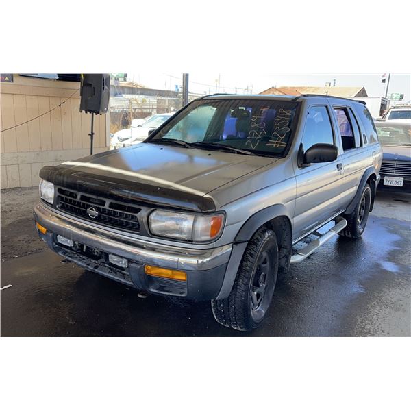 1998 Nissan Pathfinder
