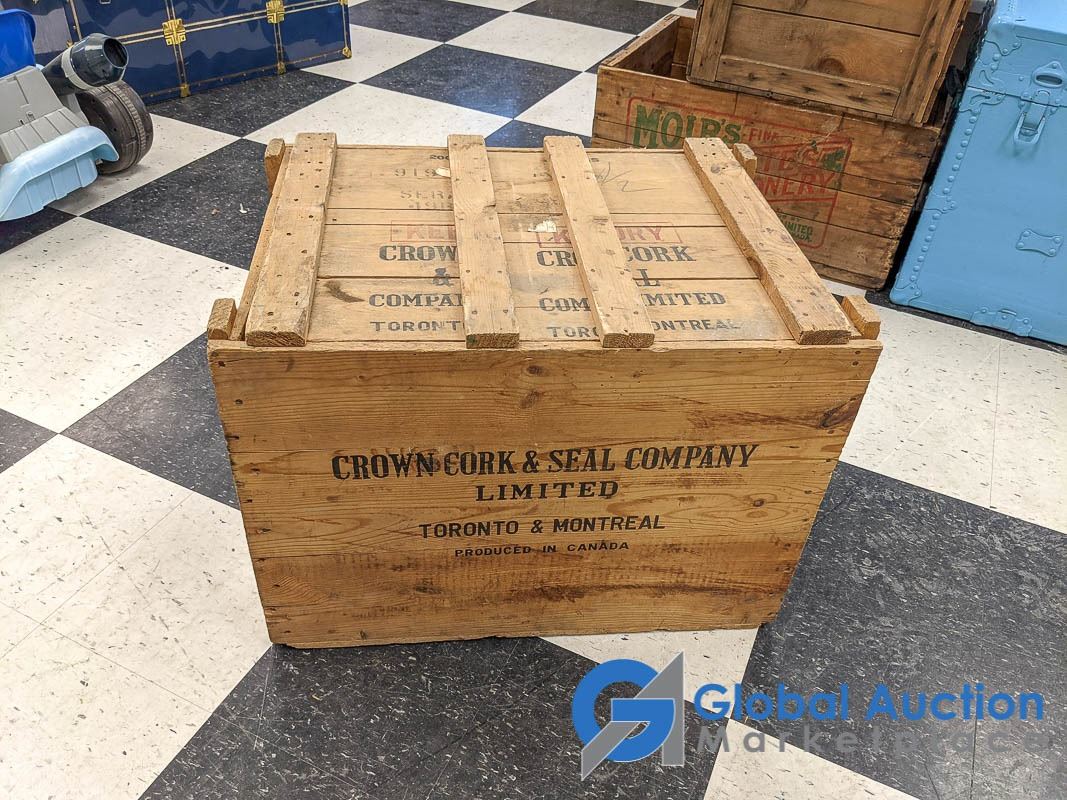 Vintage Crown Cork & Seal Company Shipping Crate w/Lid