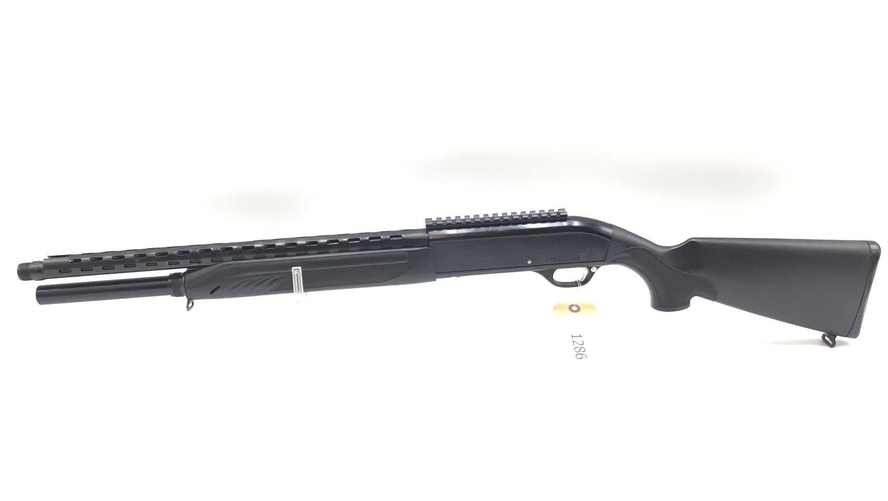Tomahawk 1201XP 12 Ga Semi Auto Shotgun 3", 20" Barrel and Scope Rail