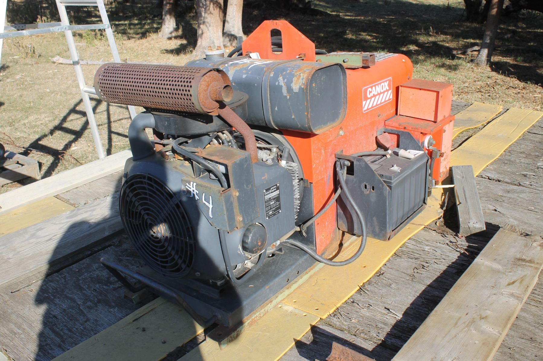 Canox Welder - 200LE w/ Onan Gas Engine