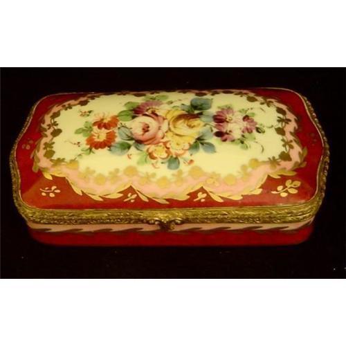 Antique Hinged Porcelain Box #2276658