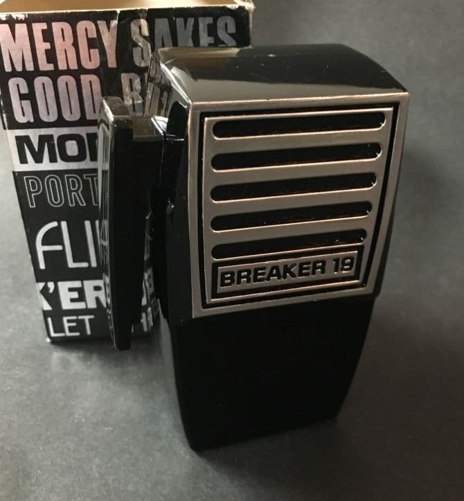 Avon Breaker 19 CB Radio Decanter Wild Country After Shave - FULL