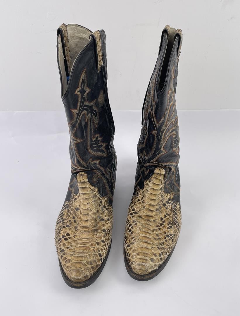 Vintage Larry Mahan Snakeskin Cowboy Boots