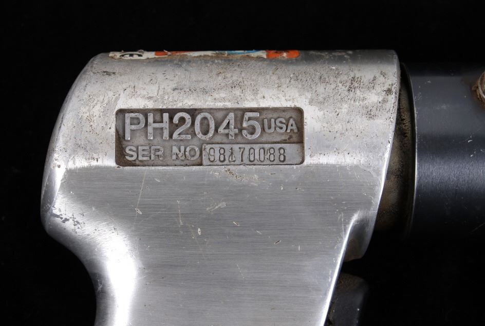 Snap On Crud Thug Tool & Blue Point Air Hammer