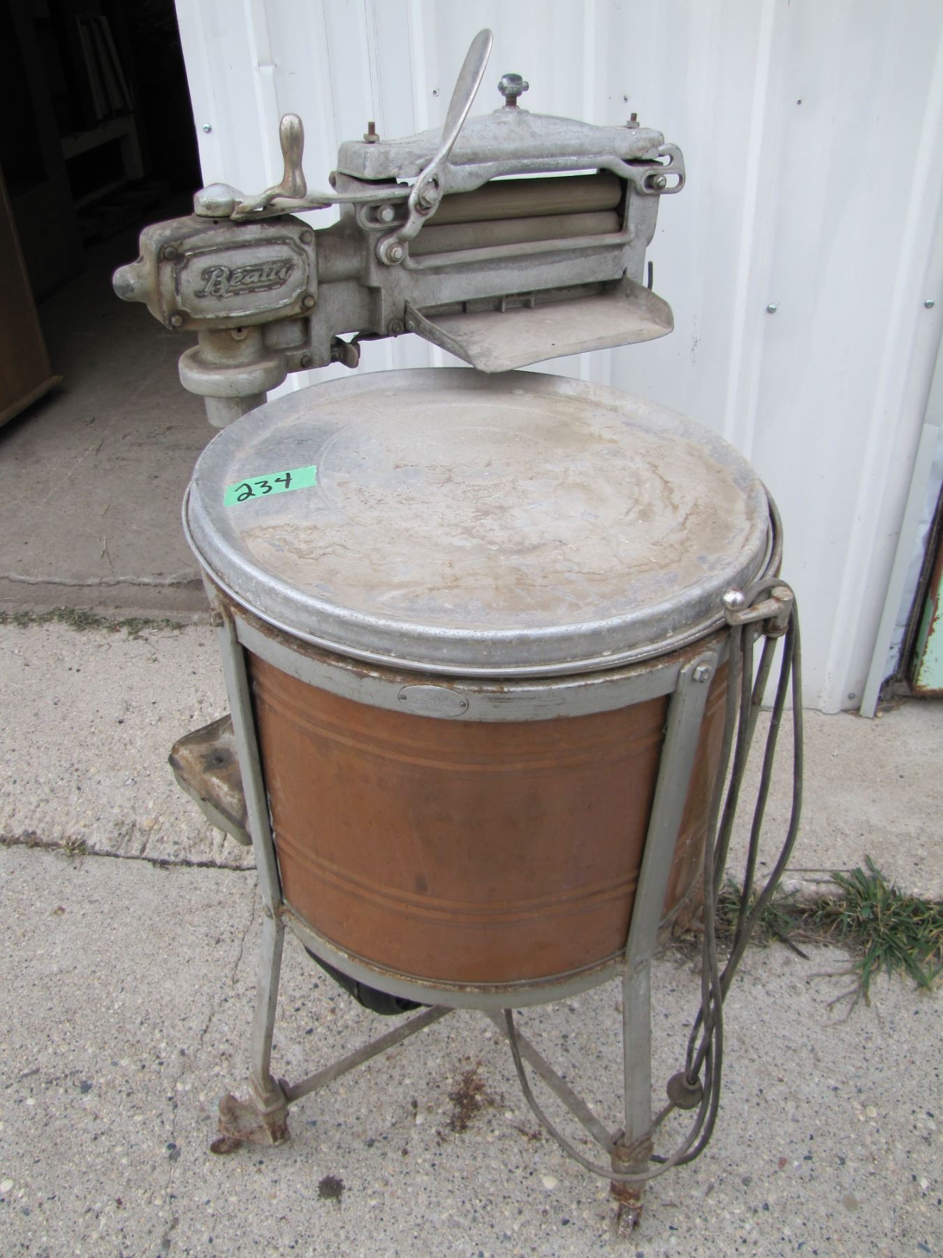 Beatty ringer washing machine, copper tub