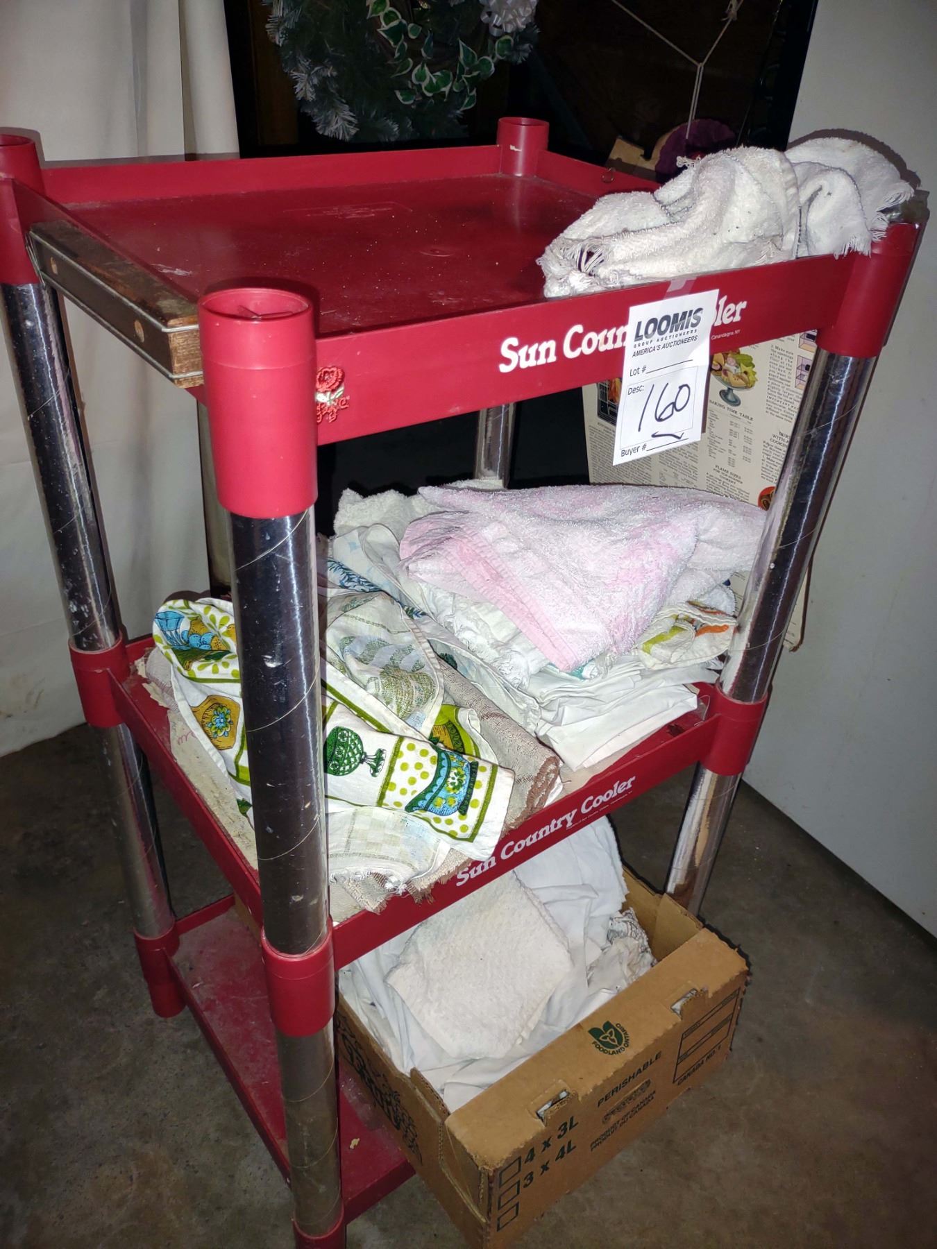 UTILITY CART W/ TOWELS