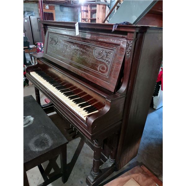 1800'S B. SHONINGER UPRIGHT PIANO W/ IVORY KEYS, ALL GOOD