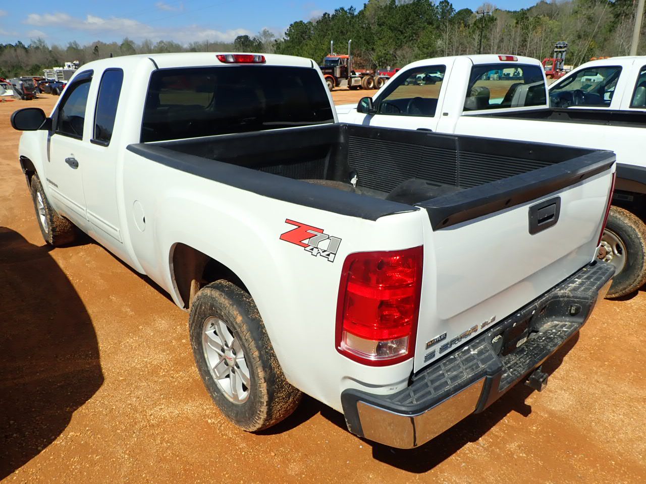 2009 GMC SIERRA Z71 Pickup Truck