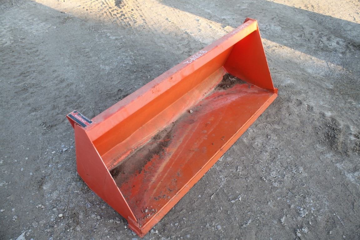 Kubota 60" loader bucket