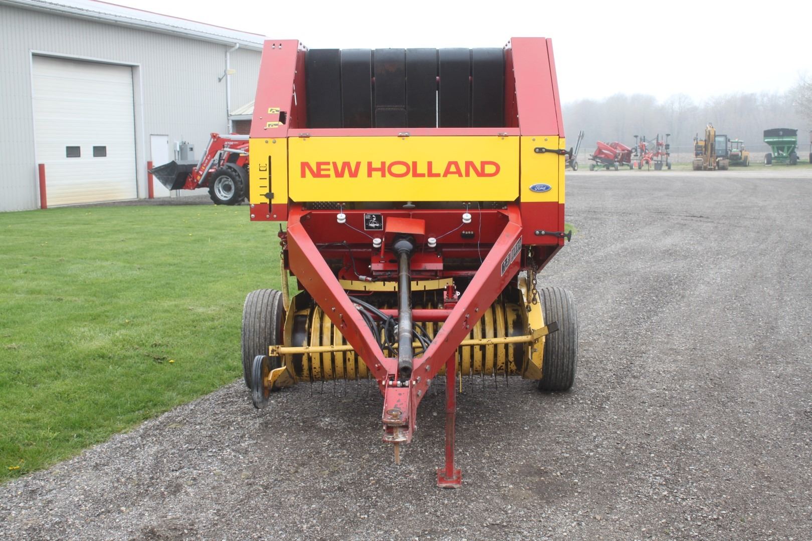 New Holland 630 4x4 round baler, electric tie, ramp