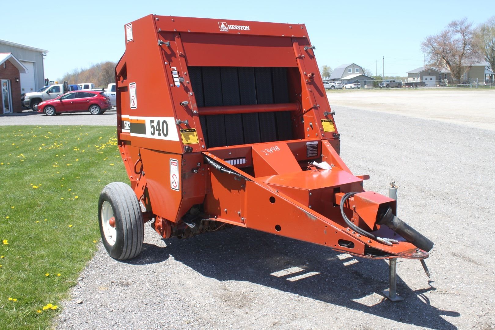Hesston 540 4x4 round baler, electric tie, ramp, one owner