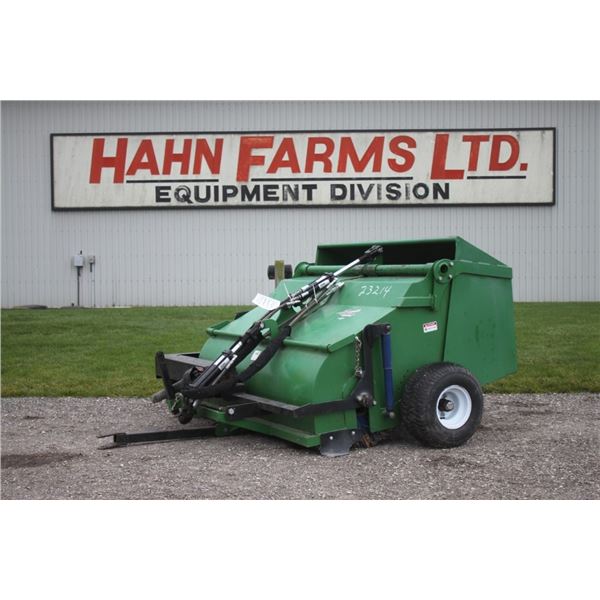 Smyth 5', pto sweeper, hydraulic lift and dump