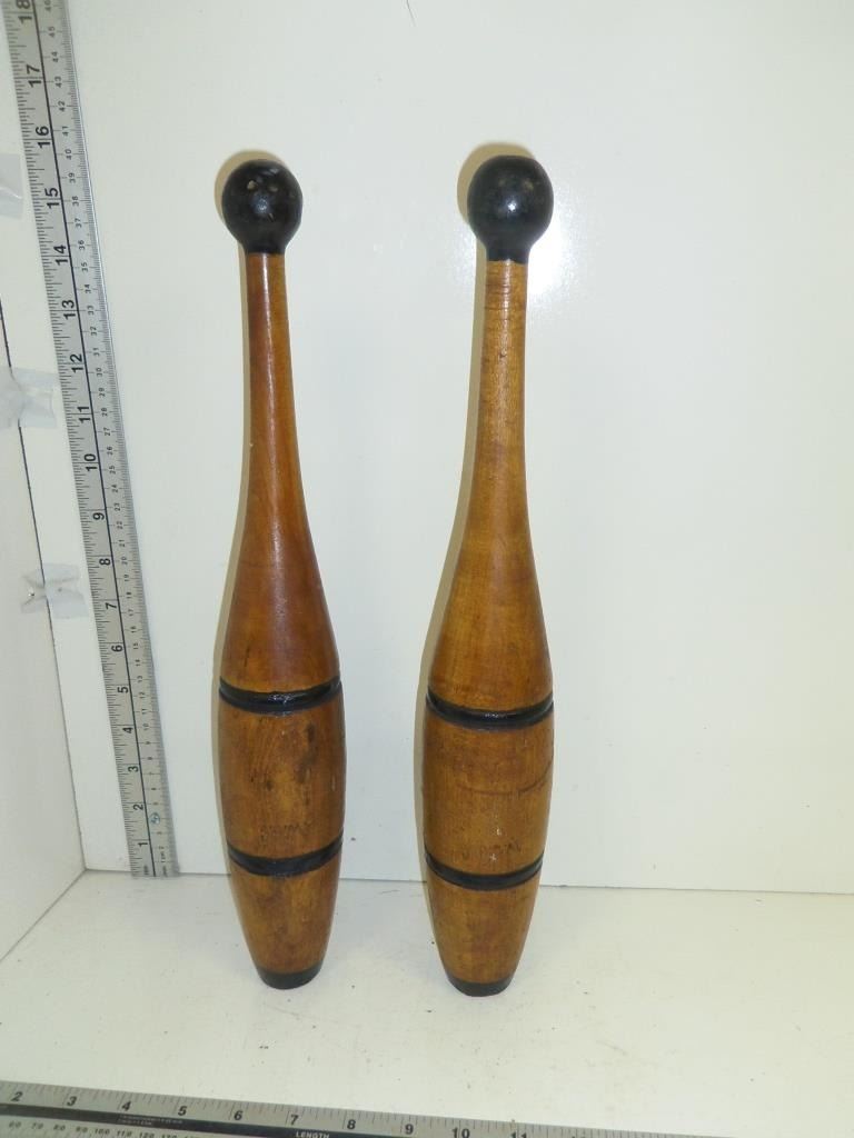 2 Vintage Juggling Cones