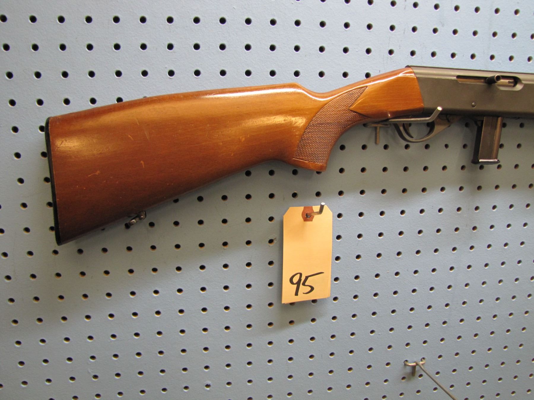 CIL/Anschutz model 300; semi auto; .22LR; clip; S/N 007087