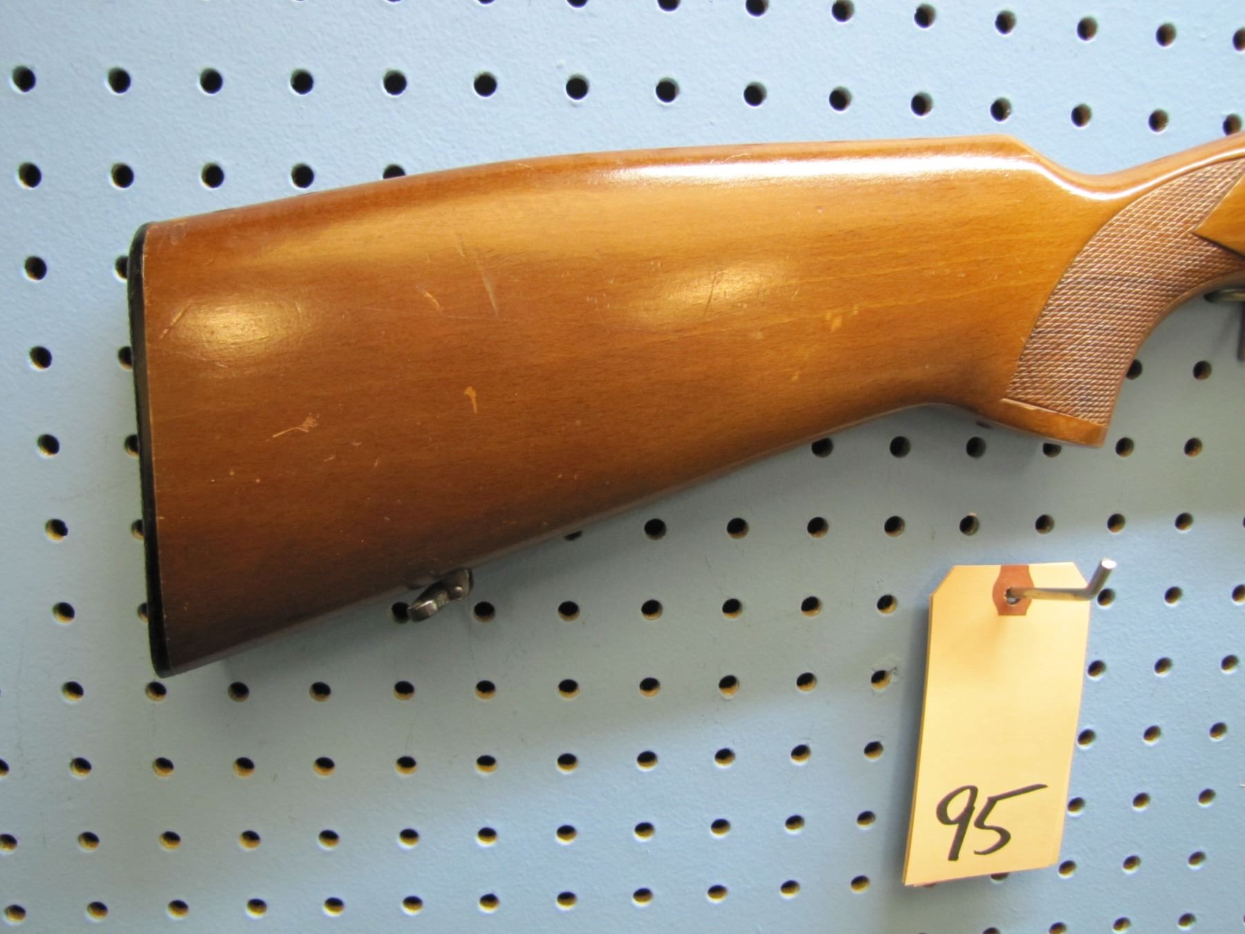 CIL/Anschutz model 300; semi auto; .22LR; clip; S/N 007087