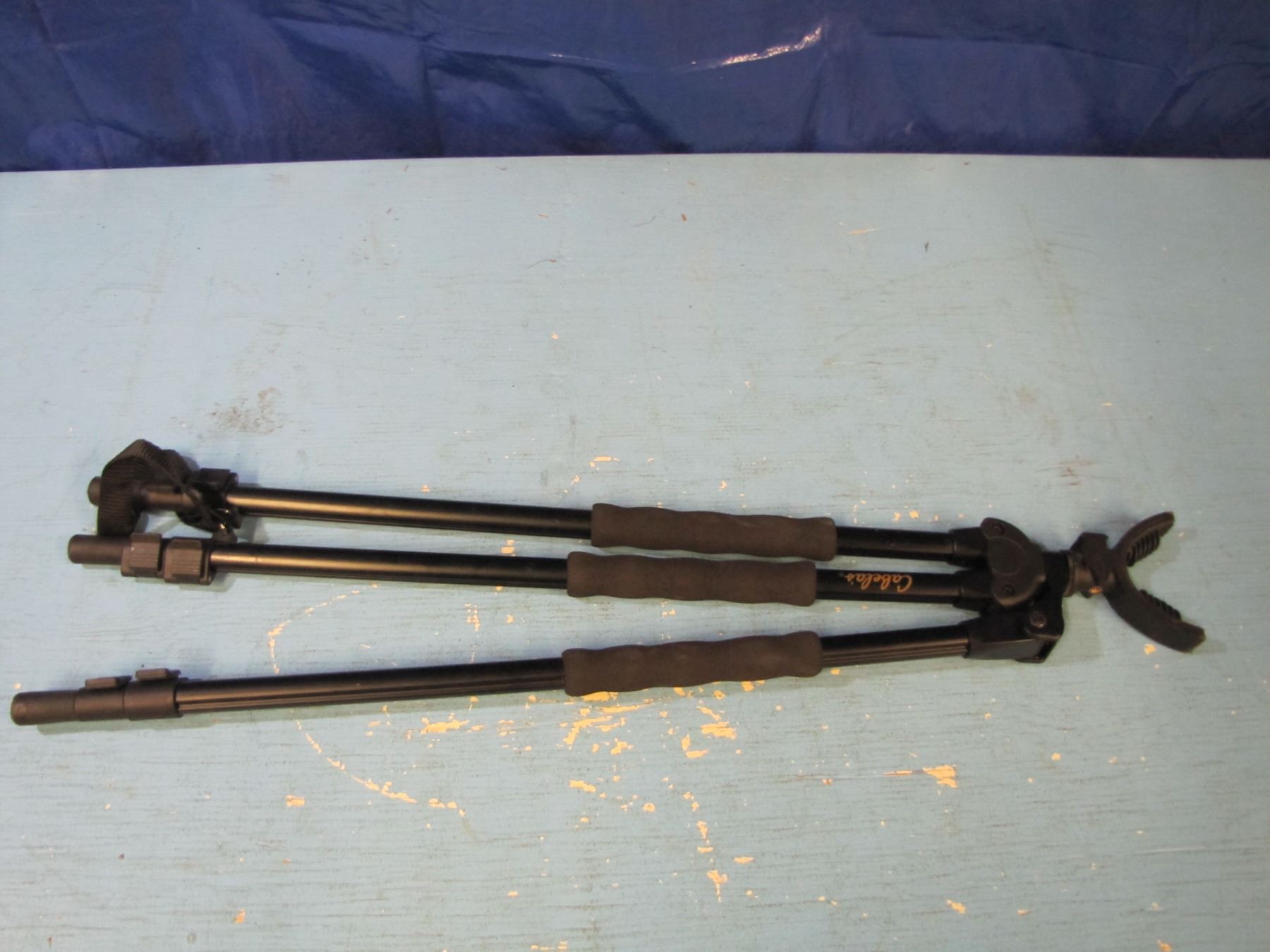 Cabela's tripod hunting stick