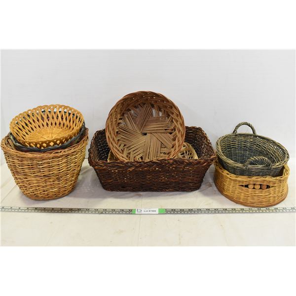 Assorted Wickerweaved Baskets Bodnarus Auctioneering