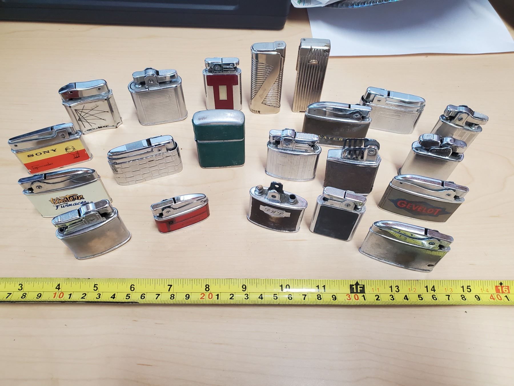 BOX OF VINTAGE LIGHTERS