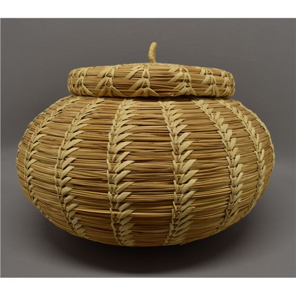 NATIVE AMERICAN PAPAGO BASKETRY CONTAINER
