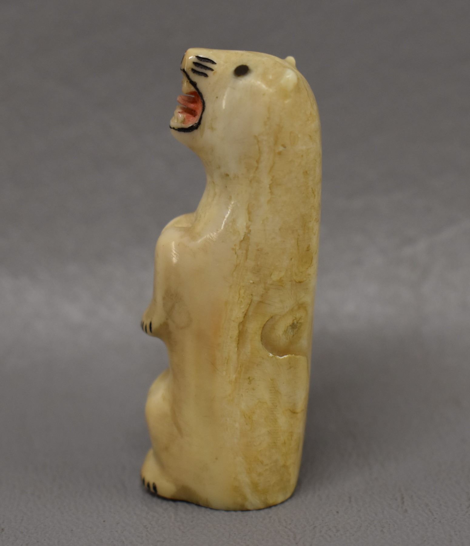 NATIVE AMERICAN ESKIMO IVORY BEAR