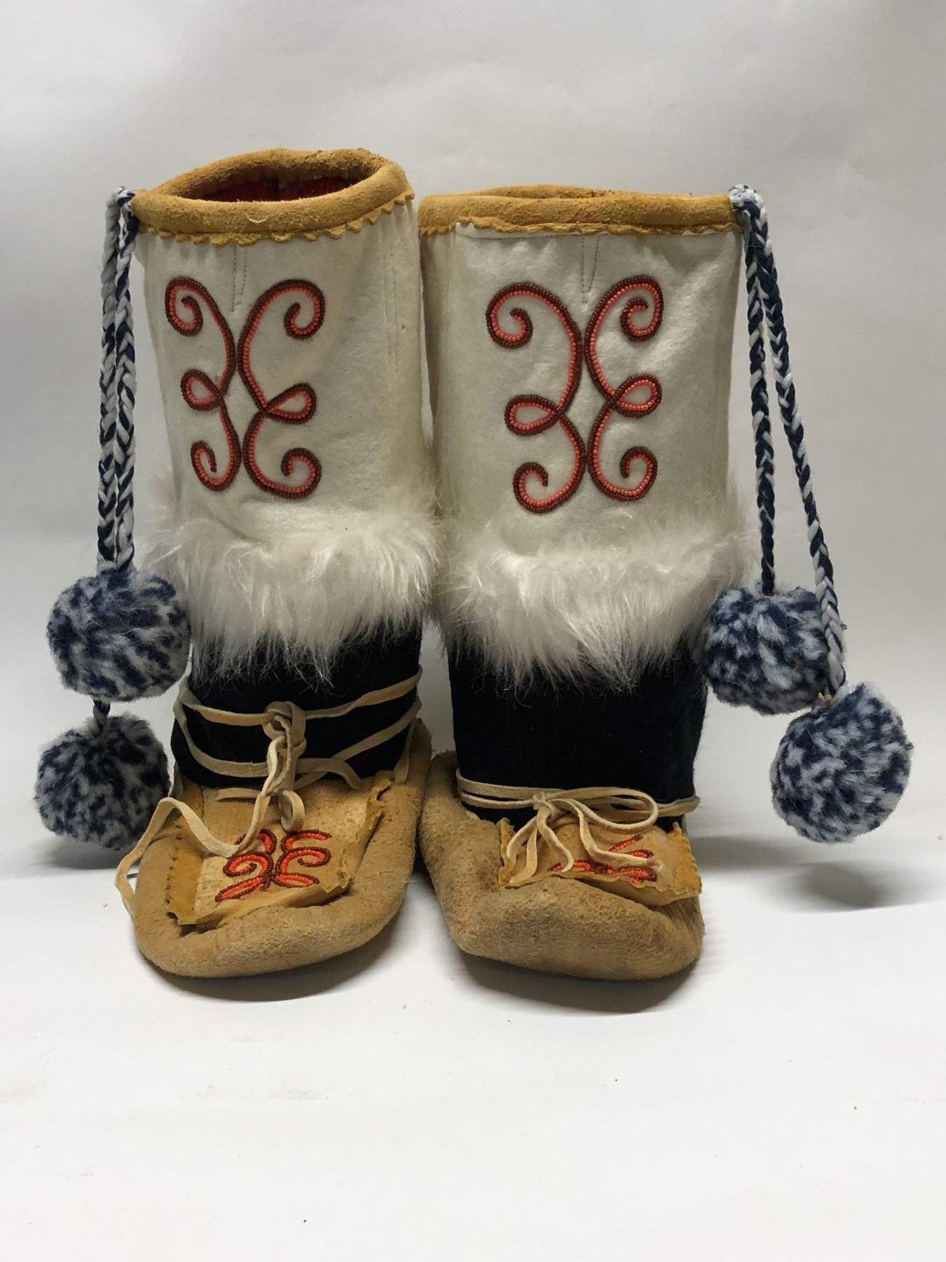 First Nations Beaded Footwear Mukluks - Foot 9"x4" Height 12"