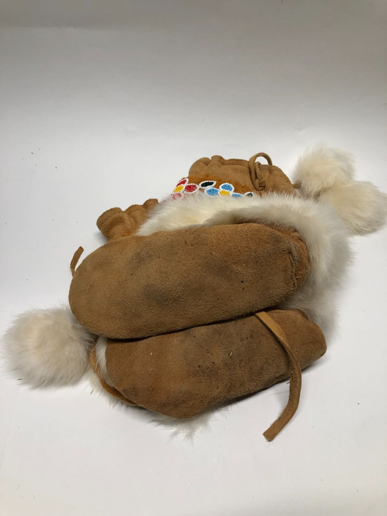First Nations Small (childs) Beaded Footwear Mukluks - foot is 6" x 3"