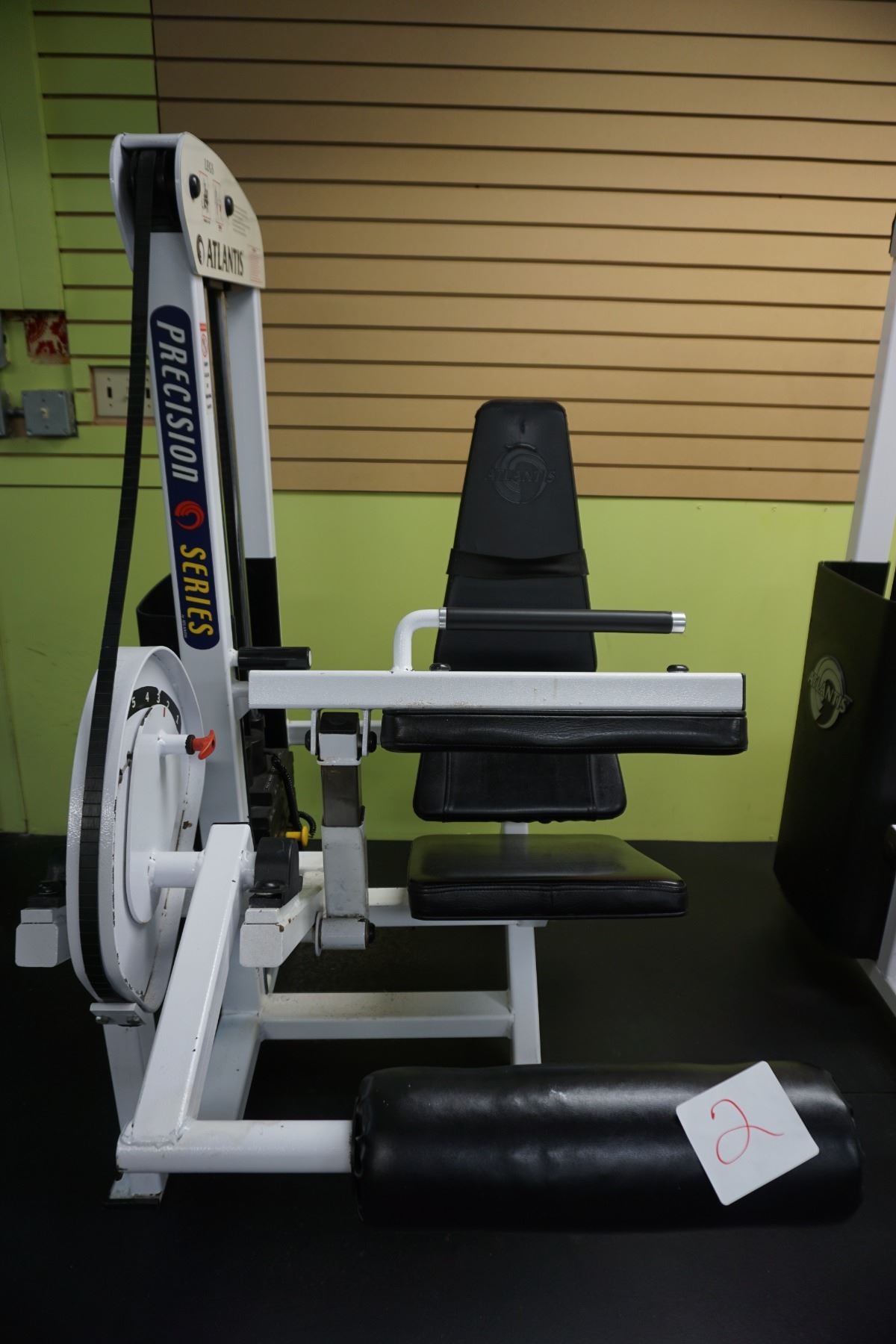 Leg Curl 195lbs Precision Atlantis Selectorized Leg Curl (3 pics)