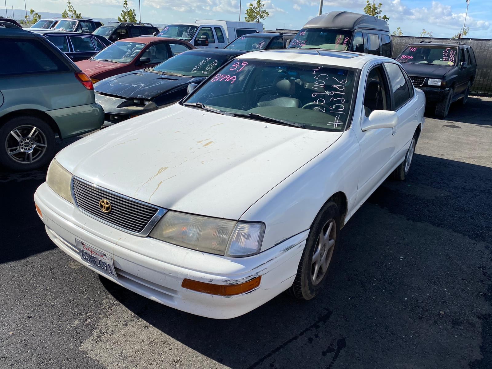 1997 Toyota Avalon XL