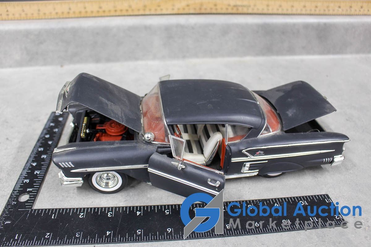 ERTL 1958 Chevrolet Impala Die Cast Model Car Scale 1/18