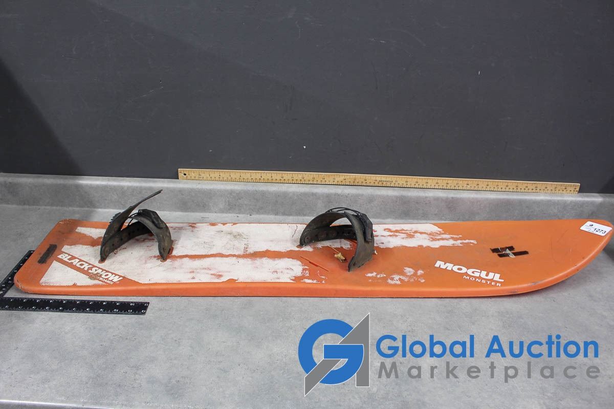 Black Snow Mogul Monster Kids Downhill Plastic Snowboard