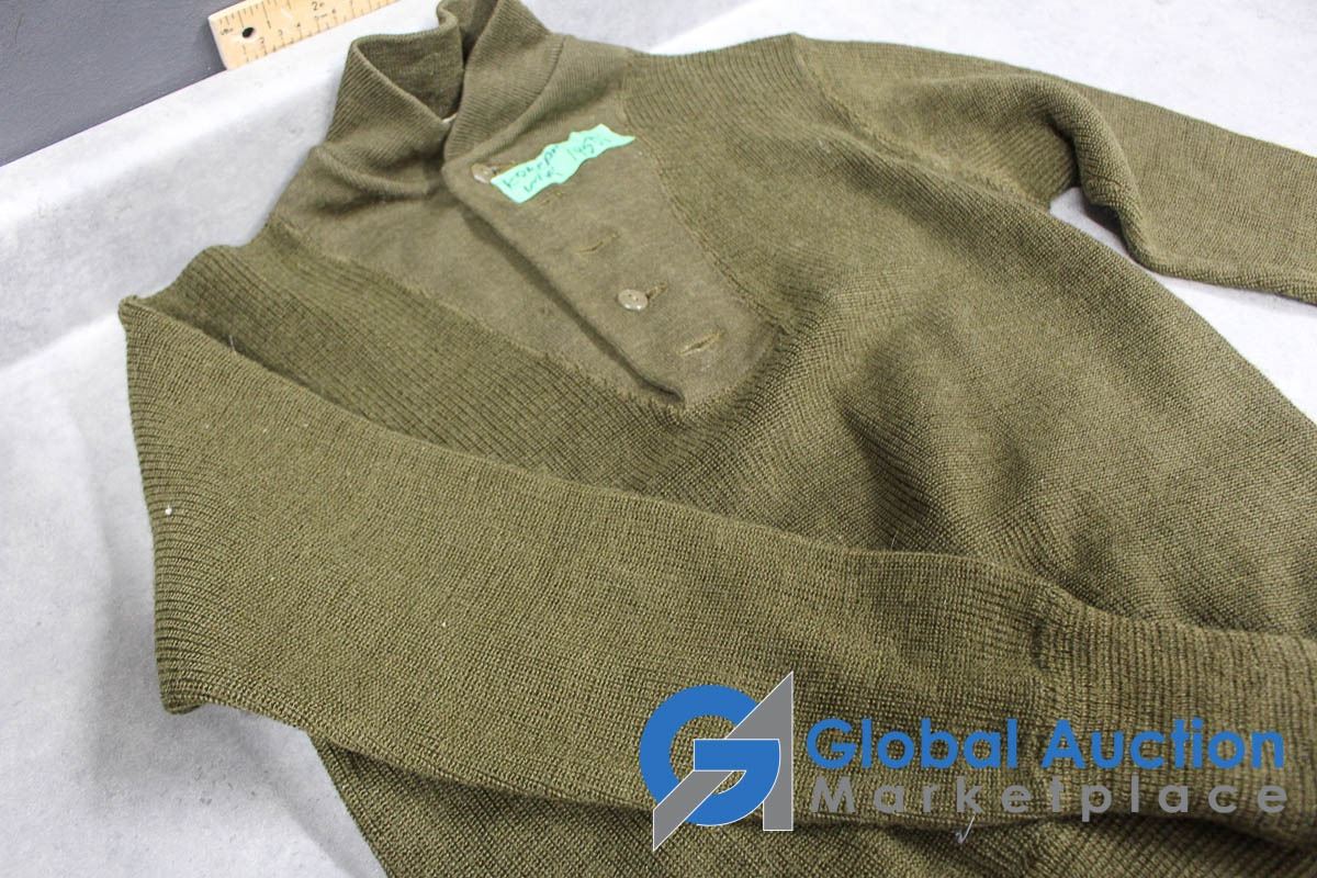 **Canadian Army Korean War Combat Sweater (Dated 1951)