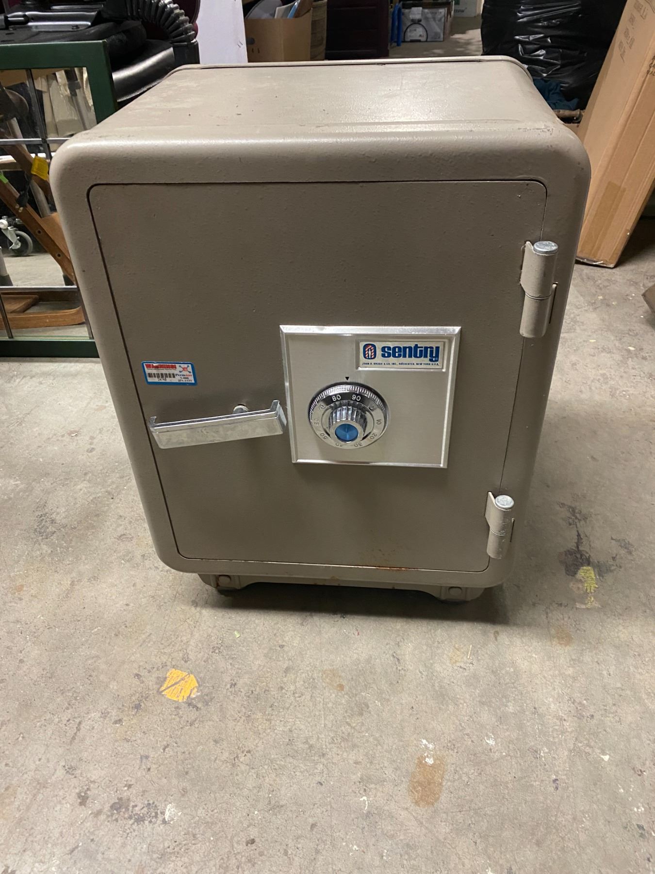 Sentry safe on wheels see discription safe has combintation and is now open
